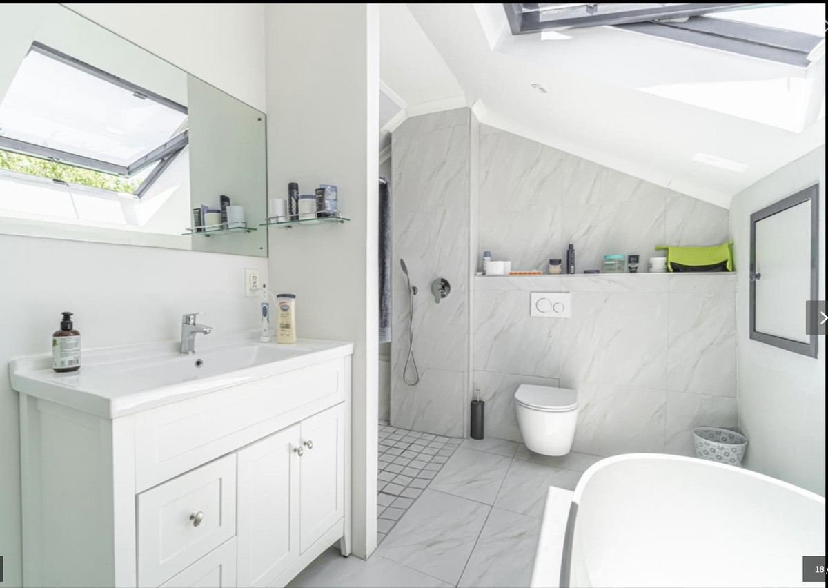 Rent Cape Town 4 189 £/month, Claremont - Flatio